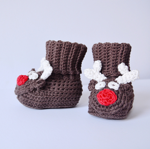 Ravelry: The Reindeer Christmas Boots pattern by Hannah Cross