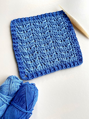 Ravelry: Rialto Cable Square pattern by Hannah Cross