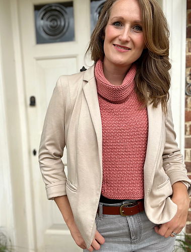 Ravelry: Herringbone Dickie Cowl pattern by Hannah Cross