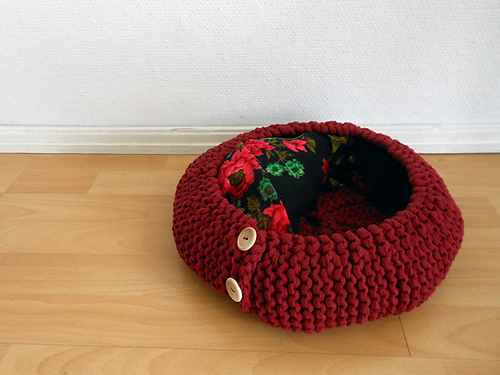 Ravelry: Peti pattern by Hanna Tjukanov