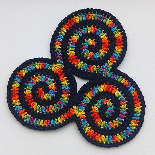 Ravelry: Triskele - The Triple Spiral pattern by Jessica Prescott