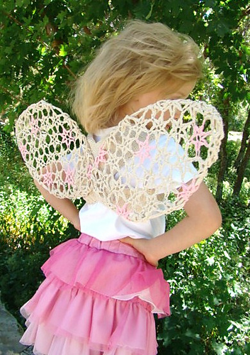 Ravelry: Tattered Angel Wings pattern by Esther Leavitt