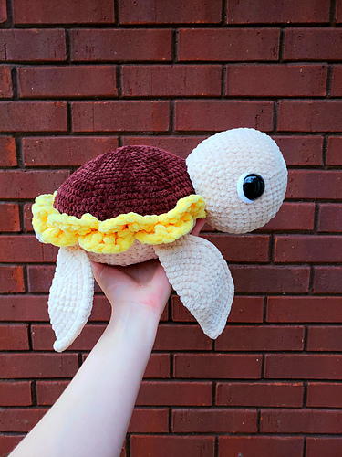 Ravelry: Jumbo Petal the Sunflower Turtle pattern by Megan Fetzer