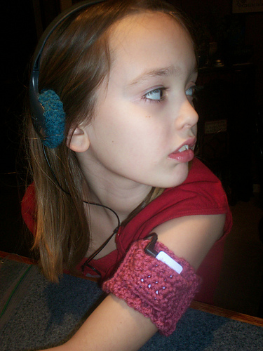 Ravelry: iPod Shuffle Arm Band pattern by JoAnne Leonard