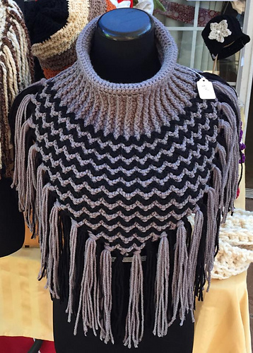 Ravelry: Outlaw Queen Cowl pattern by HarvesterProducts