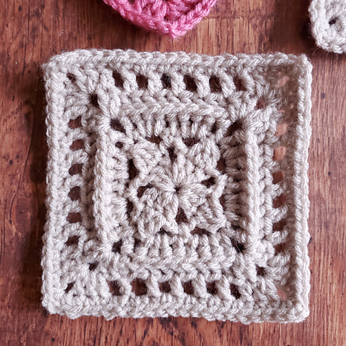 Ravelry: Holland Square pattern by Heather J Anderson