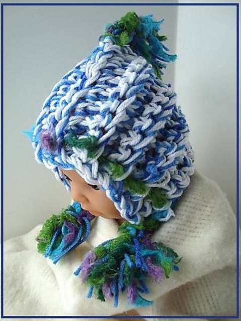 Ravelry: Simple Hoodie Hat pattern by Emi Harrington