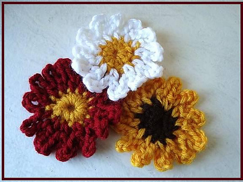 Ravelry: Generic flower pattern by Emi Harrington