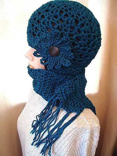 Ravelry: 720 TEAL HAT OR WRAP AROUND TOQUE pattern by Emi Harrington