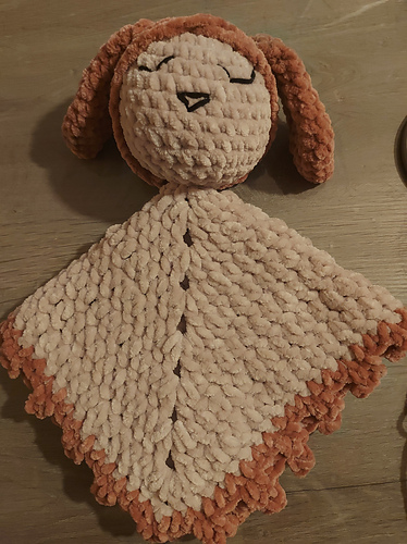 Ravelry: Bunny Security Blanket pattern by Wiktoria Sortland