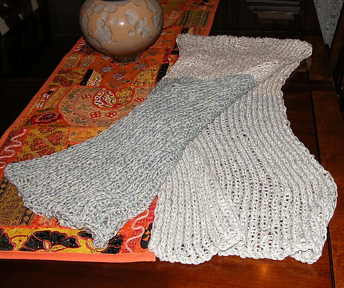 Ravelry: Ribbed Scarf Version 1 pattern by Jo Sharp