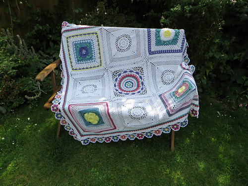 Ravelry: Bloomin Blanket pattern by Helen Shrimpton
