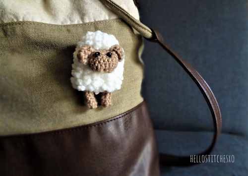 Ravelry: Sheep brooch/pin pattern by Divya Natesan