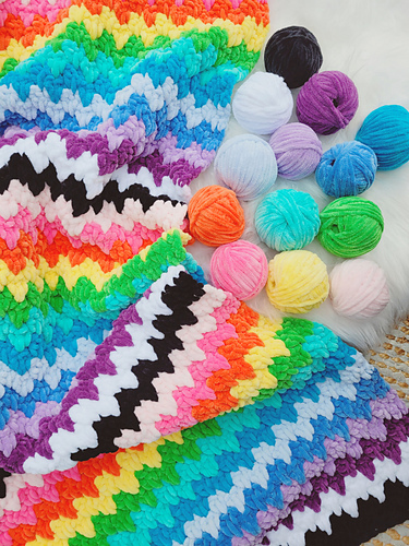 Ravelry: Rainbow Cuddle Blanket pattern by Emkatcrochet