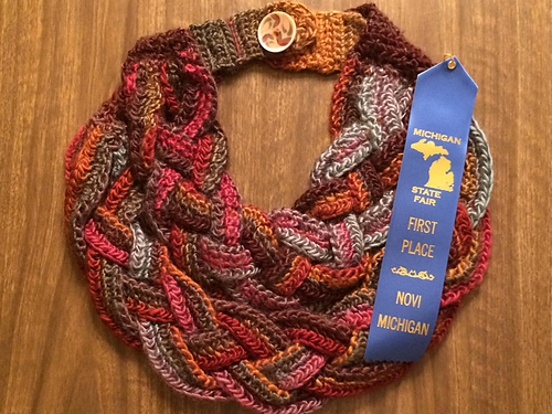 Ravelry: Herself10's Celtic Double Layered Braided Cowl
