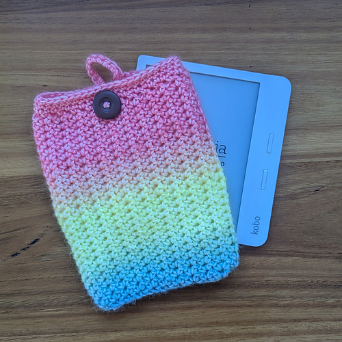 Ravelry: eReader and Book Sleeve pattern by Hey ItsMelB
