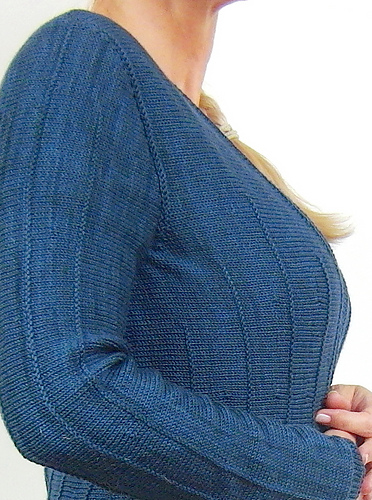 Ravelry: Slim Lines pattern by Hinterm Stein