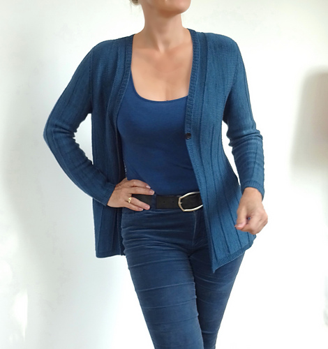 Ravelry: Slim Lines pattern by Hinterm Stein