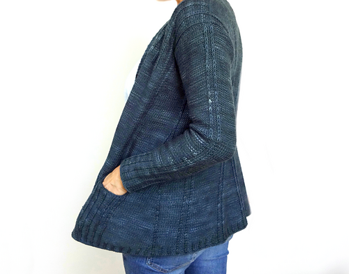 Ravelry: Slanted Pockets pattern by Hinterm Stein