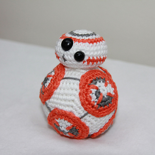 Ravelry: BB8 from Star Wars pattern by Ilona Leenders