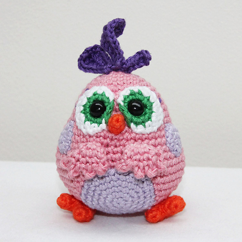 Ravelry: Pink Hatchling Angry Birds pattern by Ilona Leenders