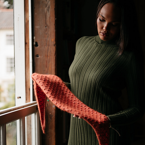 Ravelry: Foretoken pattern by 2WorldsTog