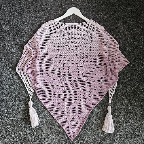 Ravelry: Pastello Rosa Shawl pattern by Mary Etheridge