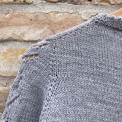 Ravelry: Tulip Cardigan pattern by Jie