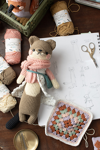 Ravelry: Owen Stoat pattern by Pica Pau