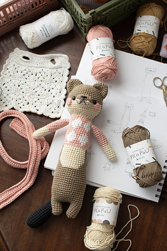 Ravelry: Owen Stoat pattern by Pica Pau