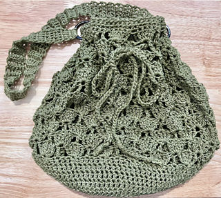 Ravelry: Petal Lace Bag pattern by Tanya Naser