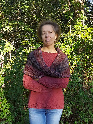 Ravelry: Mobius Shawl Wrap pattern by Naztazia