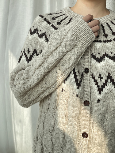 Ravelry: Nodis Cardigan pattern by ttoknit Hong