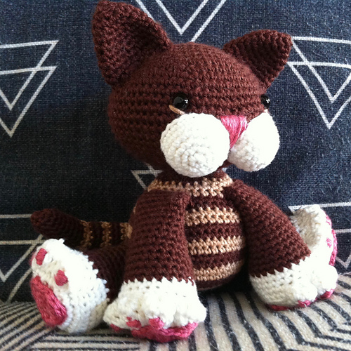 Ravelry: Cloe Cat Kitty Cat Doll pattern by Ceri Wilkinson
