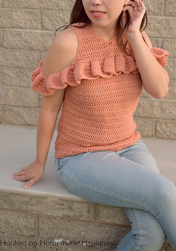 Ravelry: Cold Shoulder Top pattern by Breann Mauldin