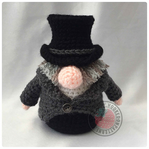 Ravelry: Scrooge Gonk pattern by Ling Ryan