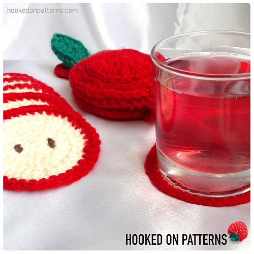 Ravelry: Sliced Apple Coaster Set pattern by Ling Ryan