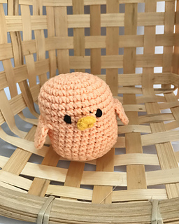 Ravelry: Spring Chick pattern by Robyn Hendy