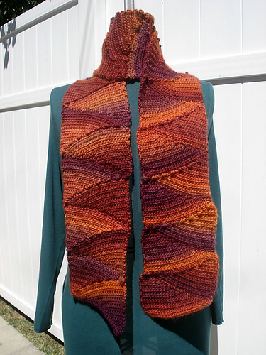 Ravelry: How Deep Is The Ocean Scarf pattern by Hooker Leo
