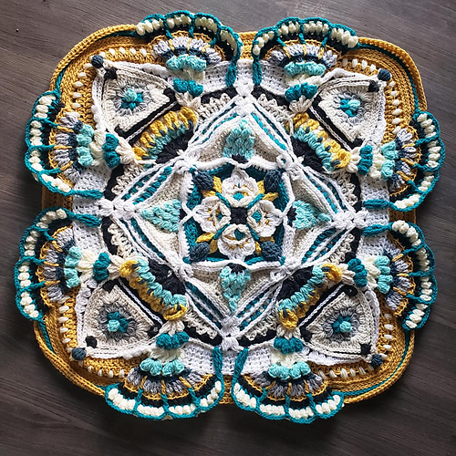 Ravelry: Chrysalis Throw pattern by The Floral Hook
