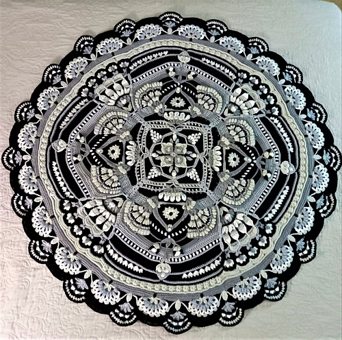 Ravelry: Chrysalis Throw pattern by The Floral Hook