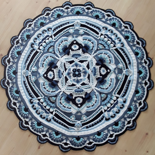 Ravelry: Chrysalis Throw pattern by The Floral Hook