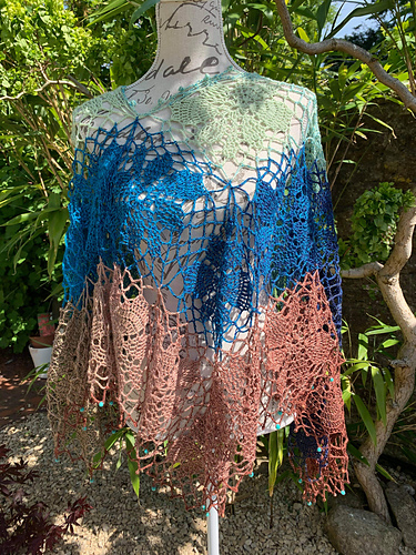 Ravelry: The Growth of Beauty pattern by Allie Powell