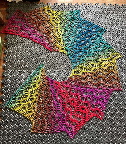 Ravelry: Lace Labyrinth pattern by 10 Hours or Less