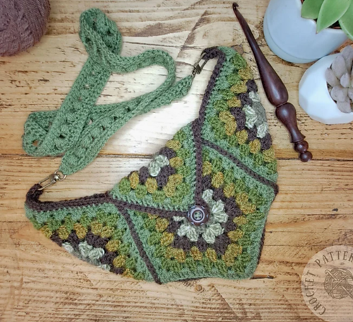 Ravelry: Juniper Pixie Pouch Bag pattern by Lucy Derham