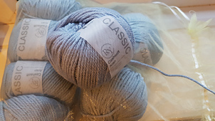 Ravelry: Rowan RYC Cashsoft Aran