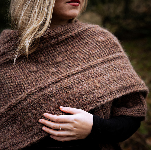 Ravelry: Caroline Shawl pattern by Isabella Clark