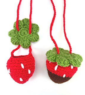 Ravelry: Mini Strawberry Charm Bag pattern by Elyse Eades