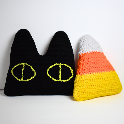 Ravelry: Halloween Candy Corn Pillow pattern by Elyse Eades