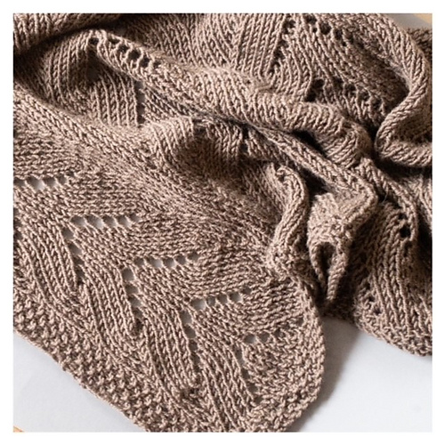 Ravelry: Valemon babyteppe / Valemon baby blanket pattern by Ine Øvrum